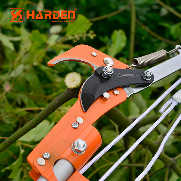 Tree Trimmer with Telescopic Handle